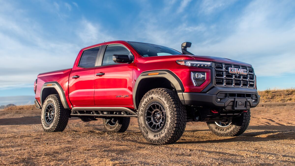 Driving the 2026 GMC Canyon AT4X AEV - Kelley Blue Book