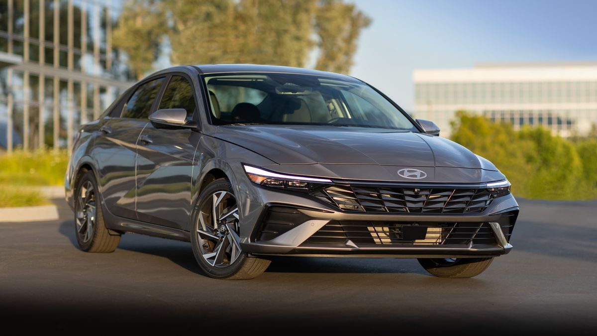 Let’s Take a Look Inside the 2026 Hyundai Elantra - Kelley Blue Book
